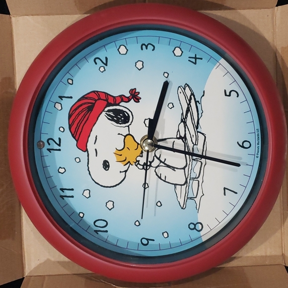 None | Wall Decor | Peanuts Clock | Poshmark